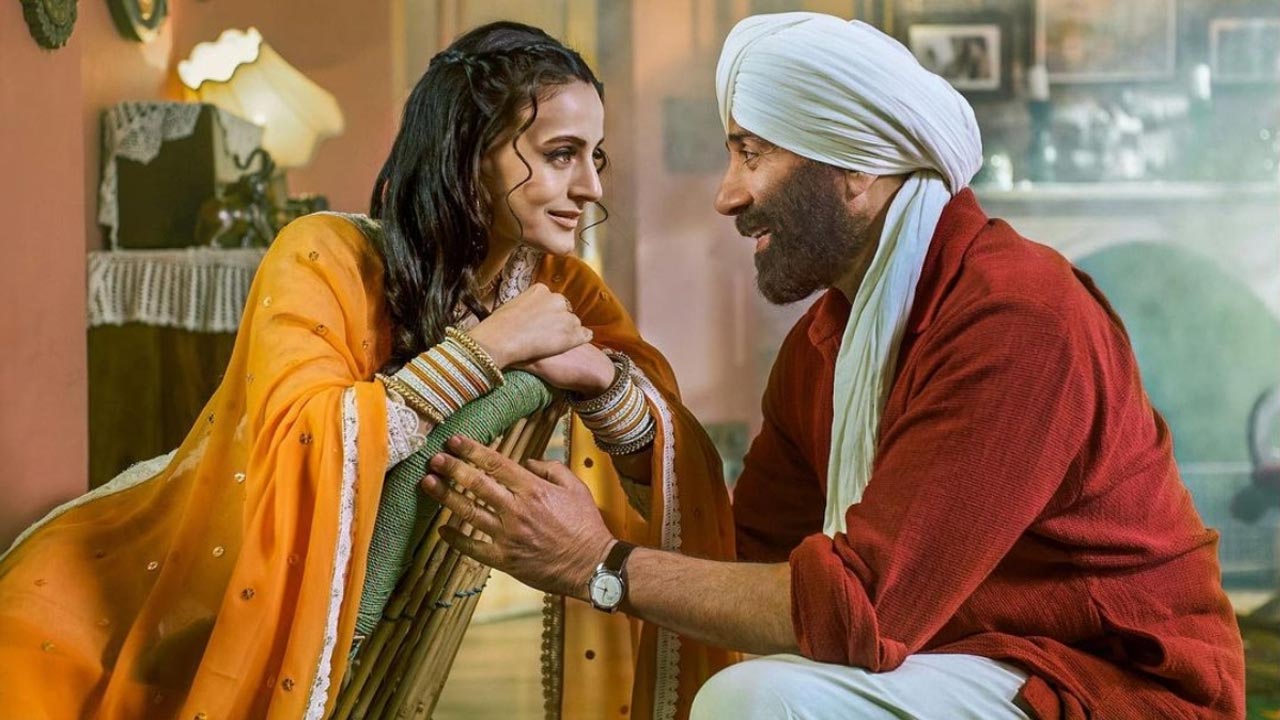 Ameesha Patel Reveals The Mystery Behind The Iconic Film Gadar 2’s Climax - Bigtvlive English