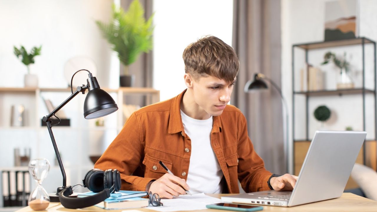 10 Lifestyle Habits Every Modern Man Should Adopt