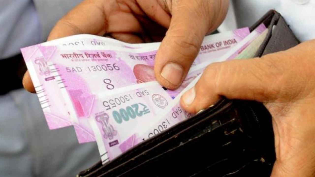 Are ₹2000 Notes StillAround? RBI’s Report Might Surprise You