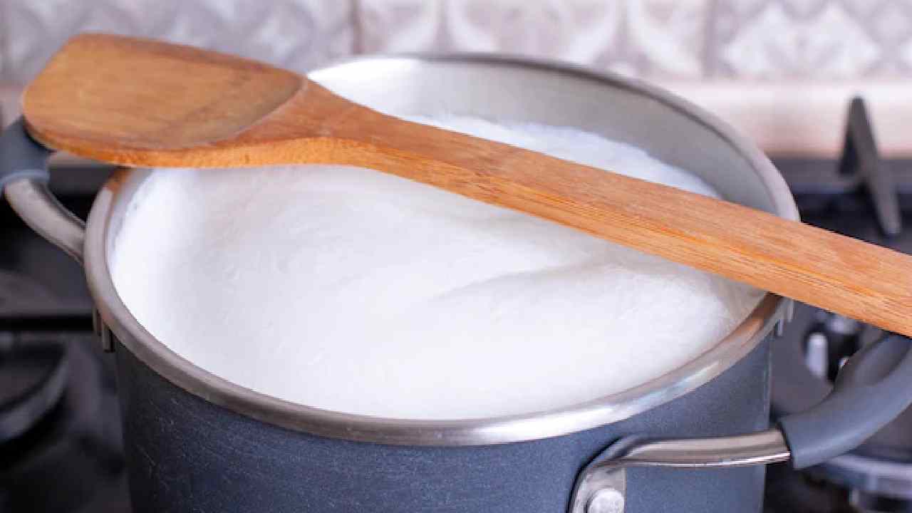 Milk Boiling Tips Simple Trick to Stop Milk from Overflowing